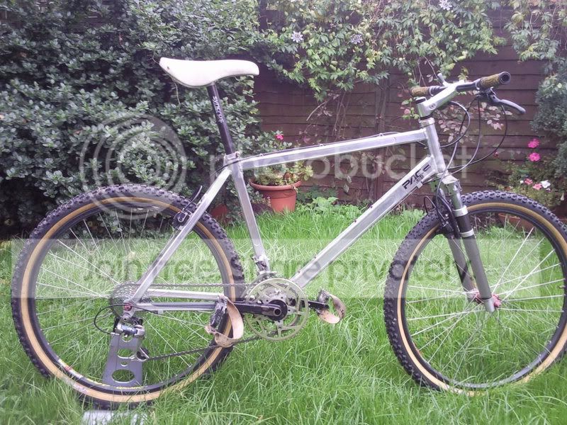 Pace rc100 F&F 19" | Retrobike